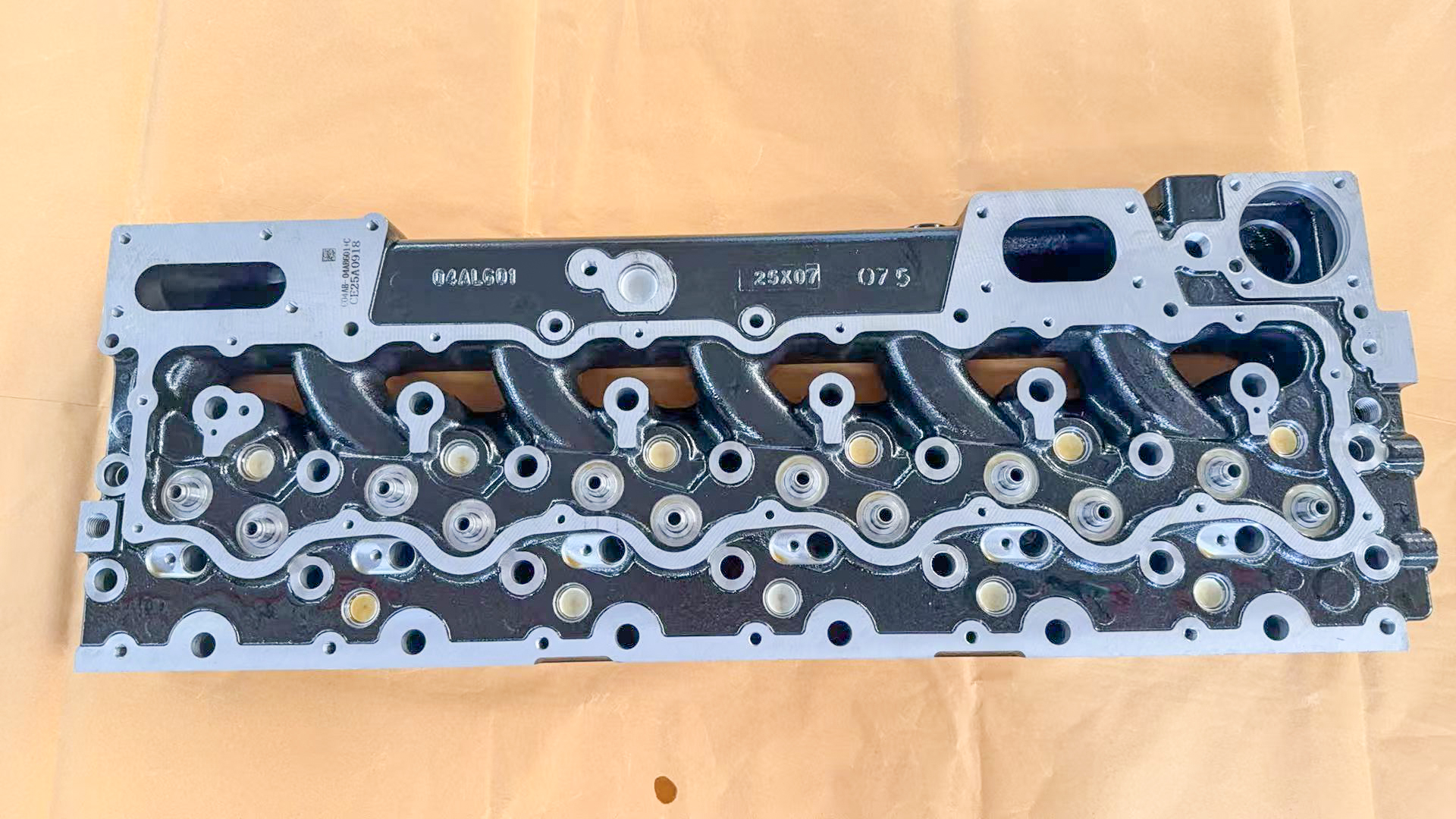 Replacement Parts Shangchai C6121 cylinder head, New - Diron Parts